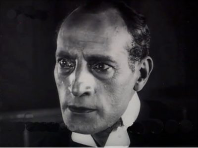 Observations on film art : Tableau staging